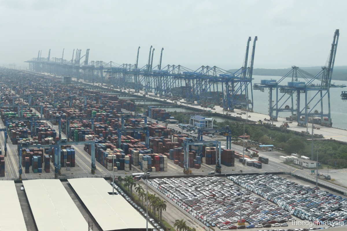Westports' earnings growth to accelerate from port tariff hike, says HLIB | KLSE Screener